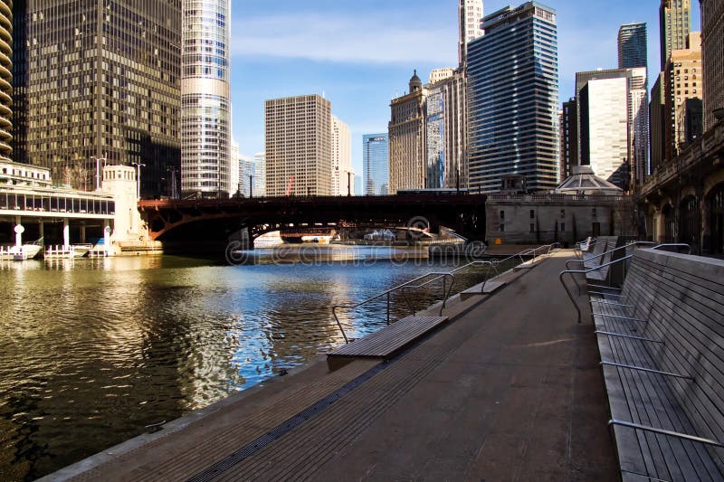 Downtown Chicago River View on Riverwalk Editorial Photography - Image ...