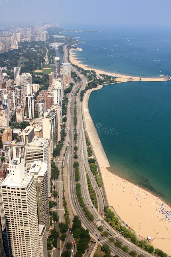 Downtown Chicago in Summer Day Stock Image - Image of tour, city: 59261709