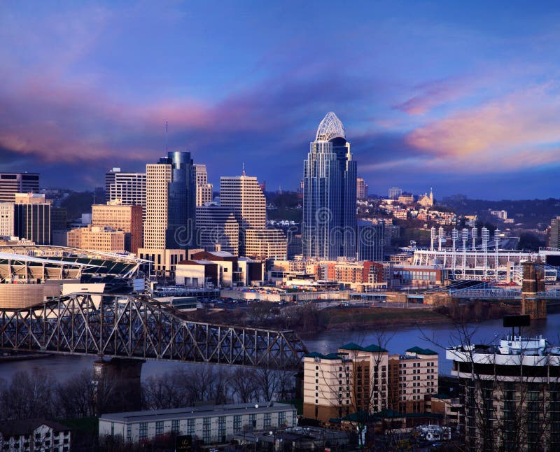 Cincinnati Ohio at Night stock image. Image of landscape - 9280773 Cincinnati Ohio at Night stock image. Image of landscape - 9280773