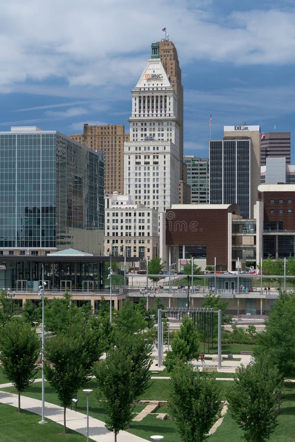 Downtown Cincinnati Ohio stock photo. Image of downtown - 1523914