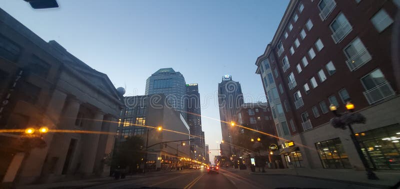 Downtown Columbus Ohio Sunset Editorial Photo - Image of roof ...