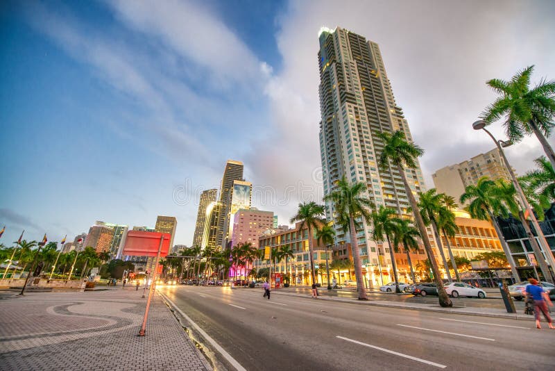 Downtown Miami Skyscrapers at Sunset from Bayfront Park, Florida ...