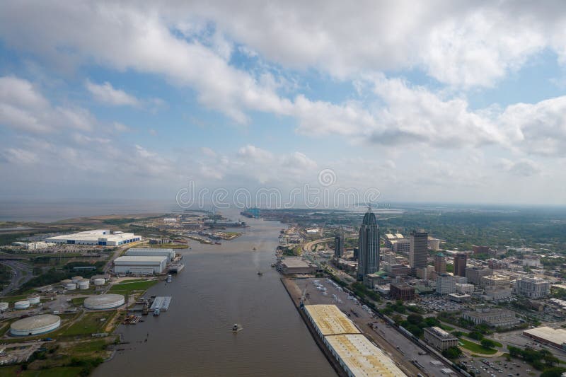 The Downtown Mobile, Alabama Waterfront Skyline Editorial Photography ...