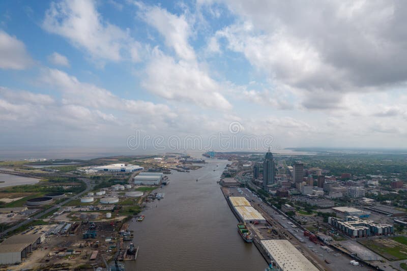 The Downtown Mobile, Alabama Waterfront Skyline Editorial Photo - Image ...