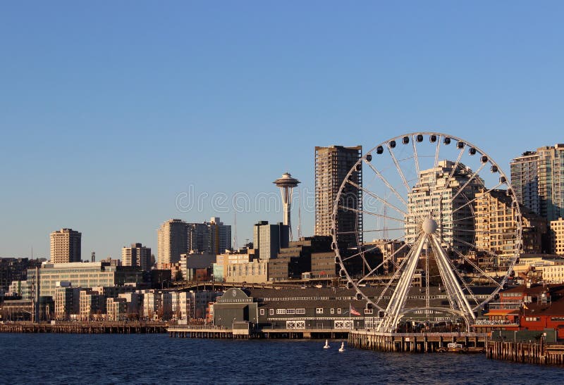 Downtown Seattle Skyline and Waterfront Editorial Image - Image of ...