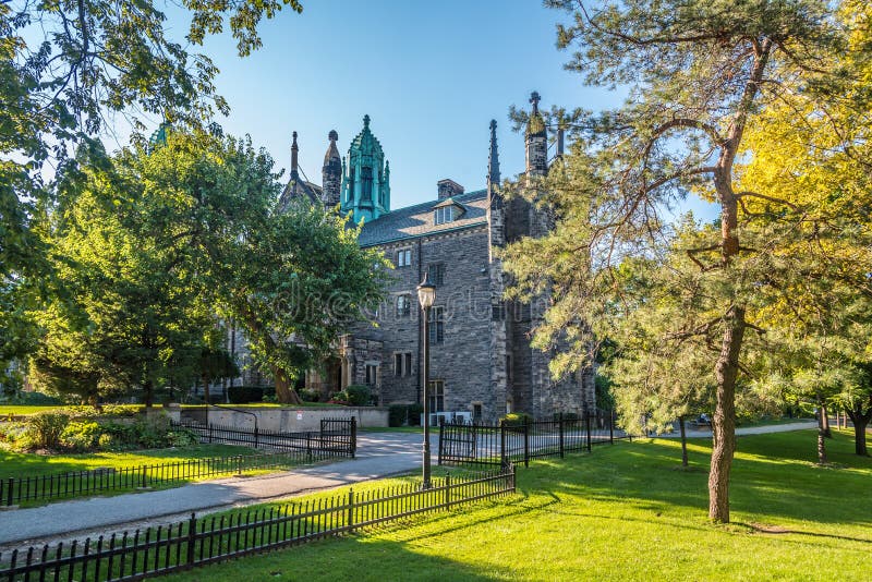 Downtown Toronto stock photo. Image of stone, blue, ontario - 192027858