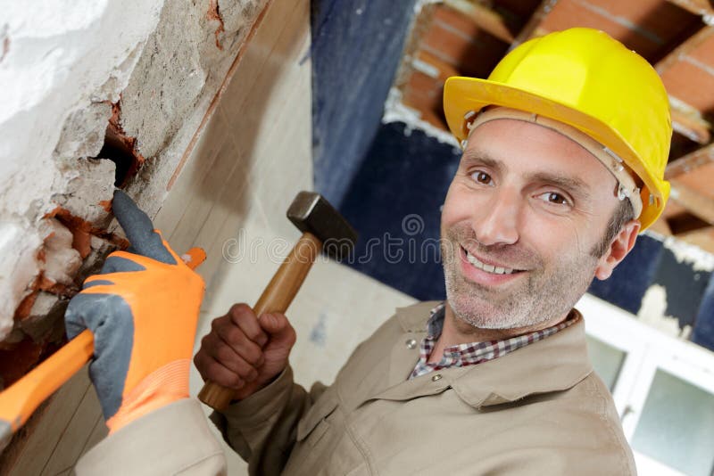 Man holding sledge hammer stock image. Image of handle - 32238879