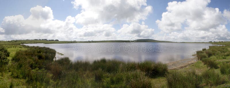 Dozmary Pool, Bodmin Moor, Cornwall Stock Image - Image of moor, wild ...