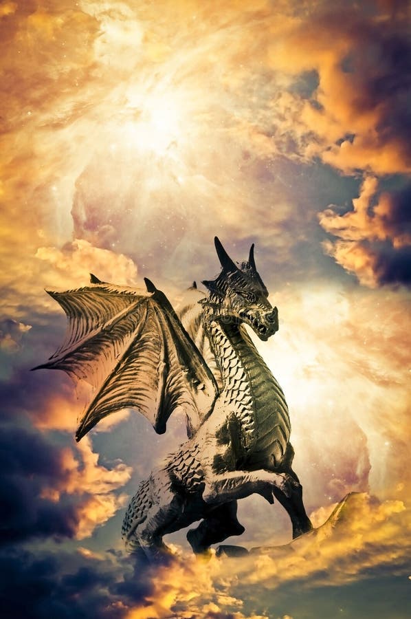 Draak stock foto. Image of fantasie, mythe, draak, hemel - 31870112
