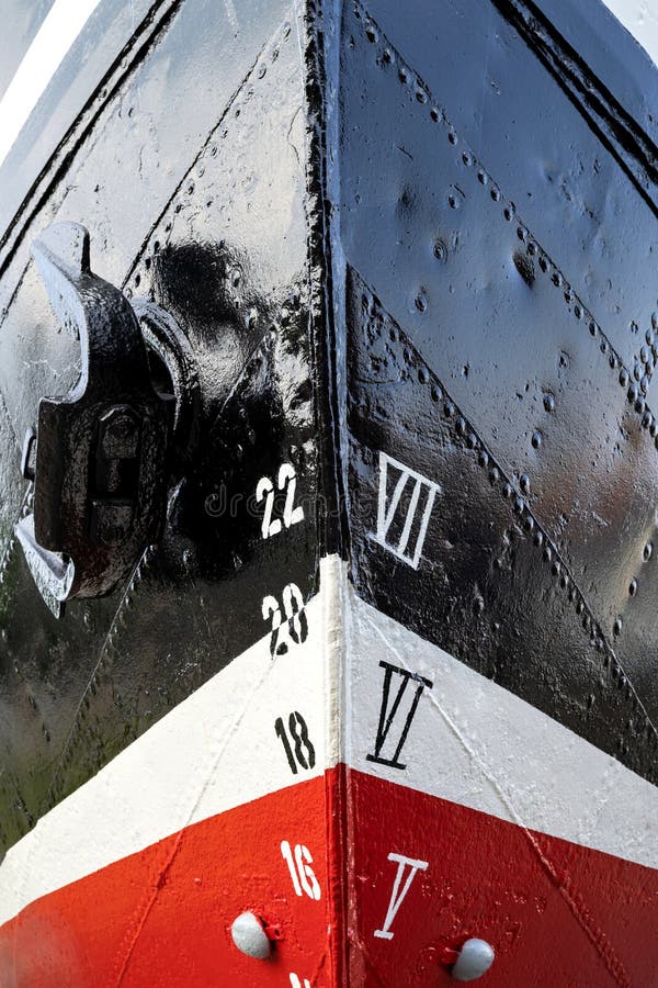 Draft marks stock image. Image of ocean, boat, imperial - 225445873