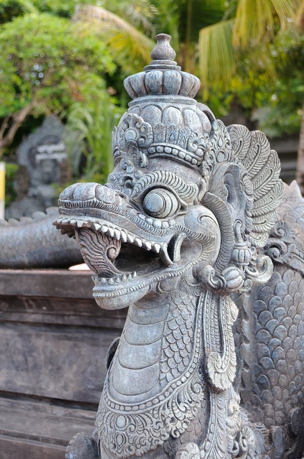 Dragón del Balinese imagen de archivo. Imagen de bali - 16637741