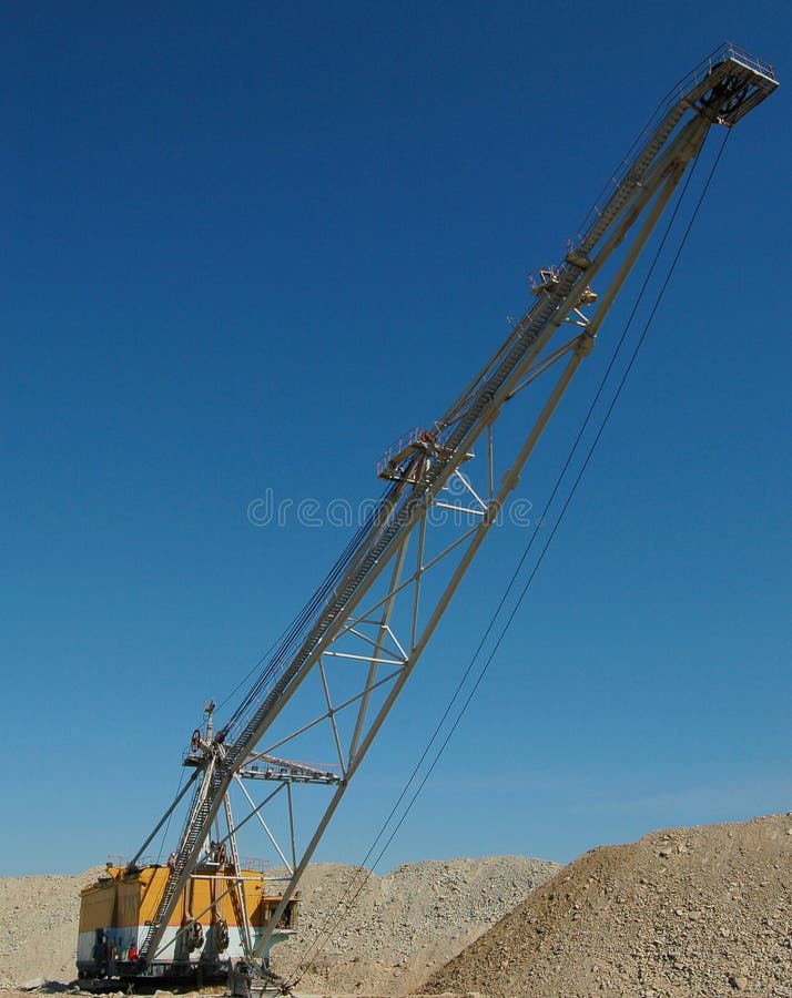 Dragline stock photo. Image of ecology, machine, energy - 5544336