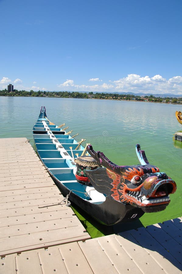 Ultimate DragonTug in Singapore Editorial Image - Image of team, cheer ...