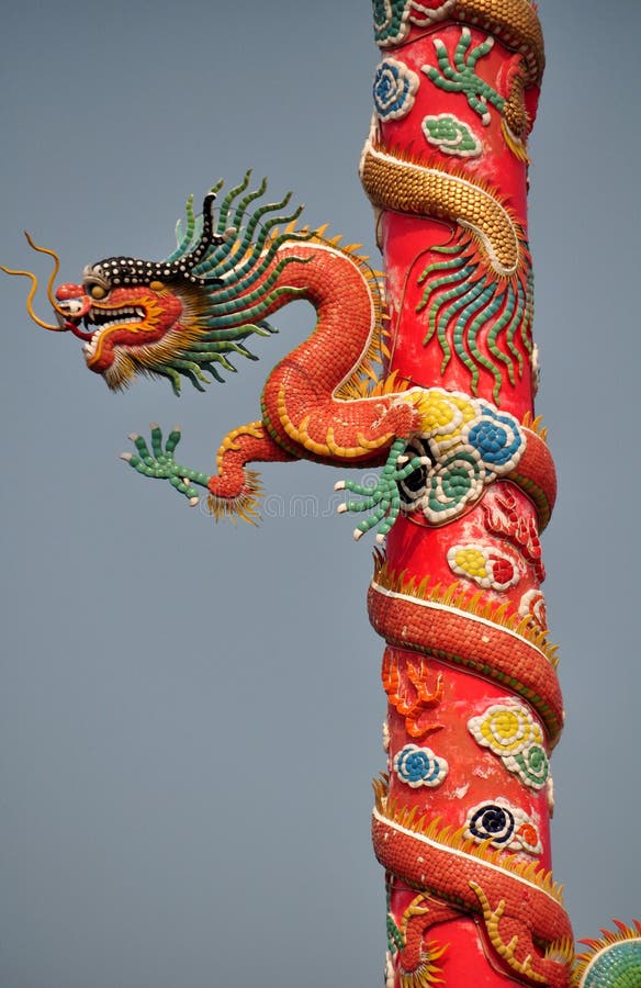 Dragon Decorated at the Column of Chinese Shrine in Thailand Stock ...