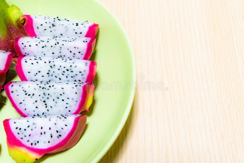 Dragon Fruit (Pitaya) on Plate Stock Image - Image of fiber, pitahaya ...