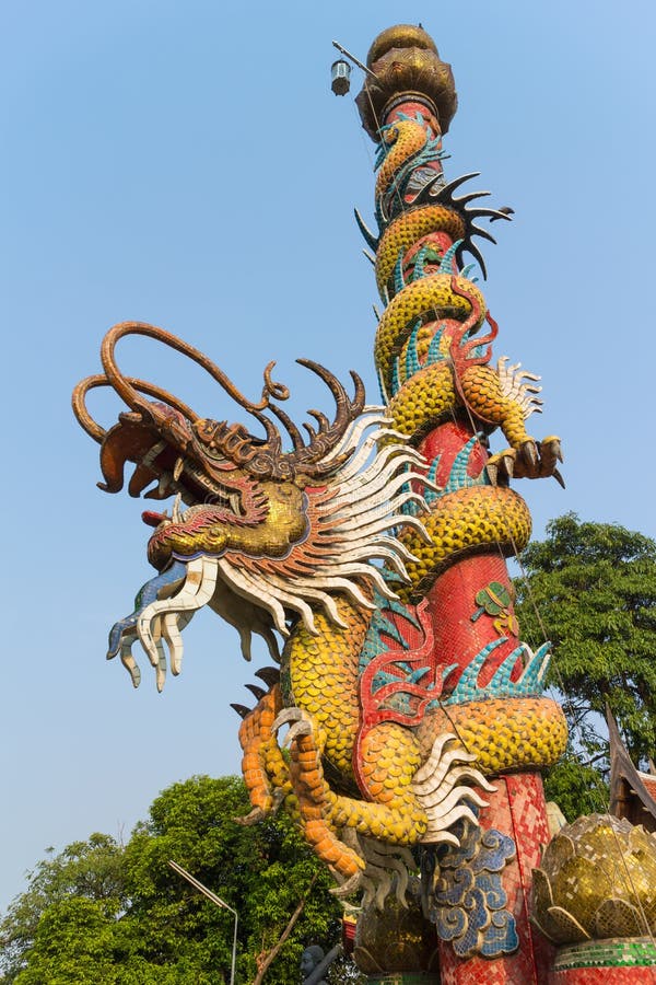 Dragon Statue Climb the Pole Stock Photo - Image of tradition, china ...