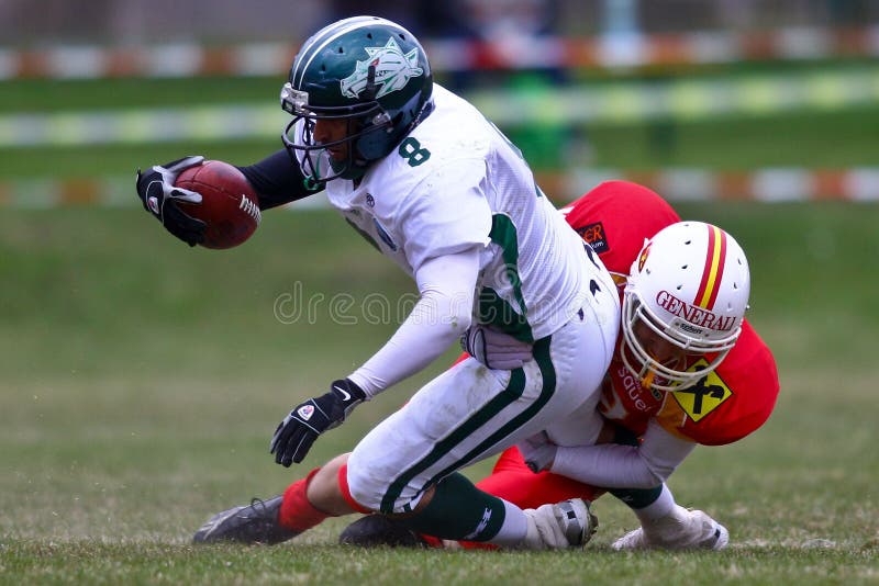 Dragons vs. Invaders editorial image. Image of game, field - 15827800