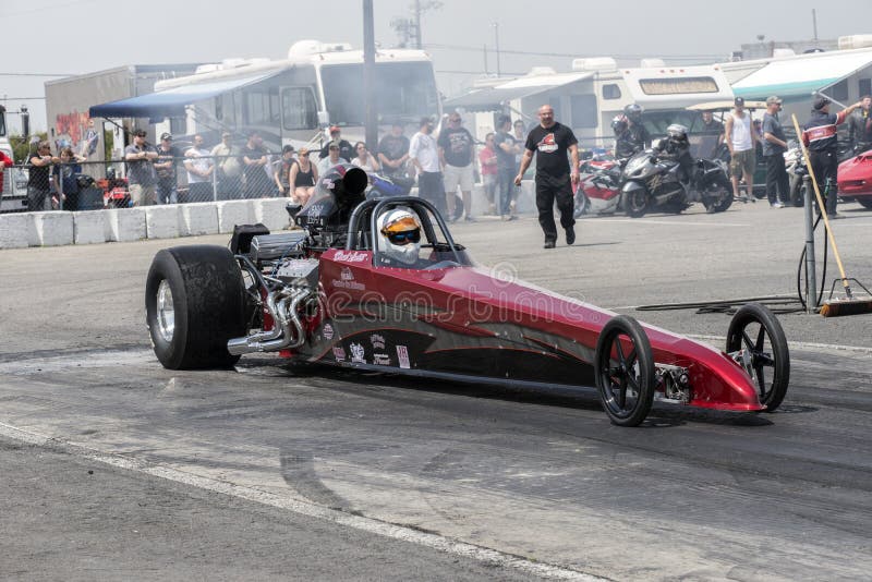 Drag racing editorial photography. Image of drive, light - 90569452