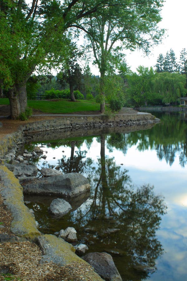 Drake park Bend, Oregon stock image. Image of trees, reflection - 861781
