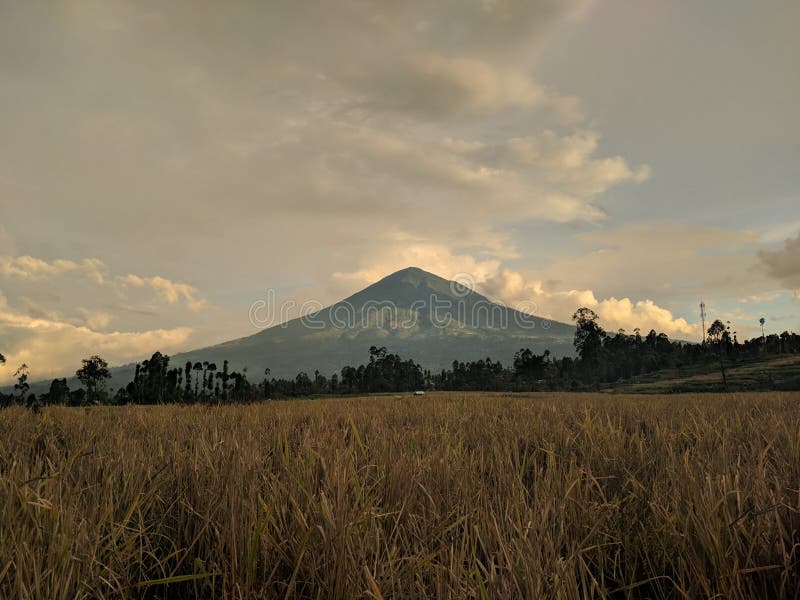 Dramatic Aesthetic Background of Cikuray Mountain Stock Photo - Image ...