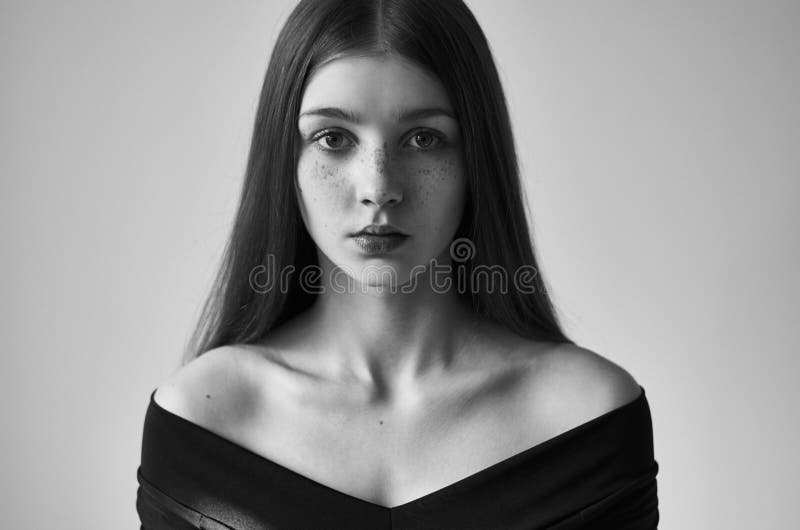 Dramatic Portrait Of A Girl Theme Portrait Of A Beautiful Girl On A