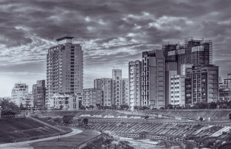 Dramatic cityscape stock image. Image of building, majestic - 14885907