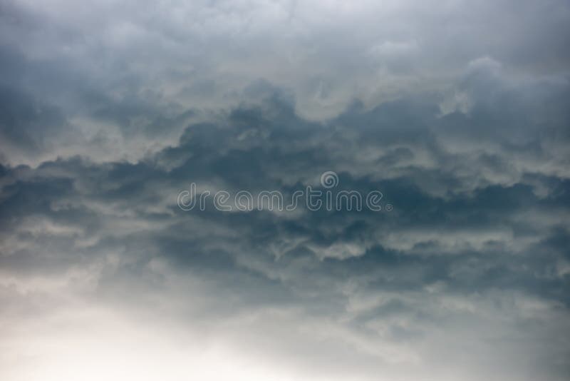 Dramatic Closed Cloud Cover Stock Photo - Image of cloud, beautiful ...