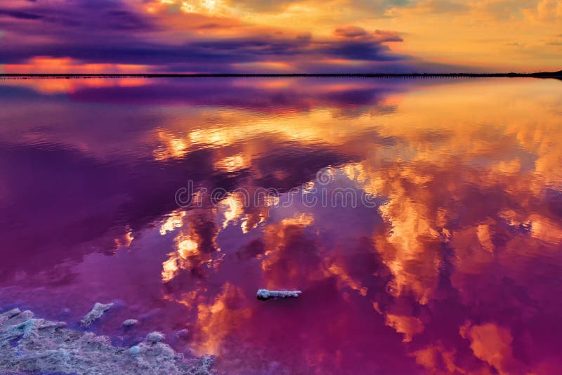 Landscape of the Lake in Quiet Weather Early in the Morning or in the ...