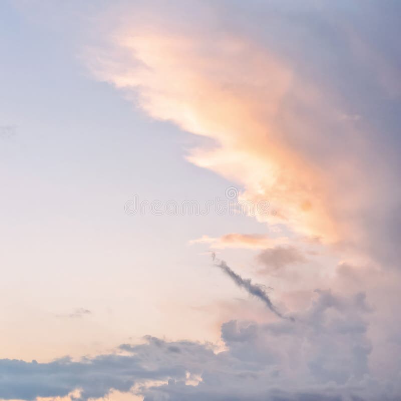 Dramatic Cloudy Pastel Colored Sunset Sky Stock Image - Image of ...