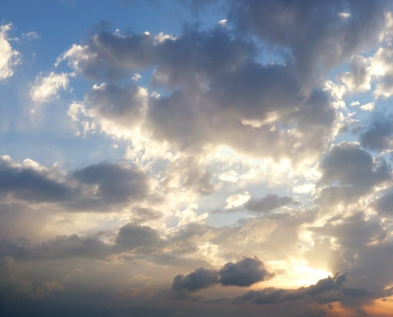 Dramatic cloudy summer sky stock image. Image of weather - 2511787