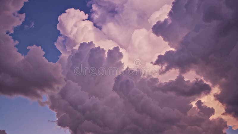 Dramatic Cumulus Clouds during Sunset with Vibrant Colors, Atmospheric ...