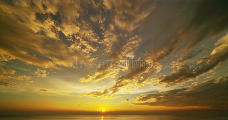 Dramatic Dark Clouds Background,Beautiful 4K Time Lapse of Majestic ...