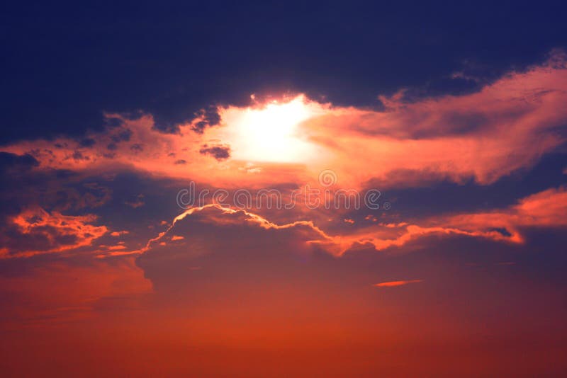 Sunray with dramatic sky stock image. Image of foreground - 195690825