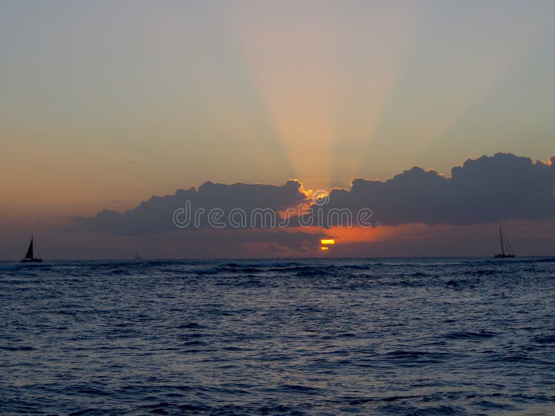 Dramatic Lighting the Sky and Ocean during Sunsets with Light ...