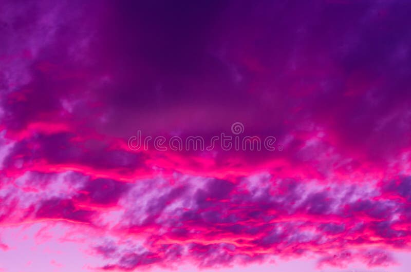 Dramatic Magenta Sunset stock image. Image of dusk, droplets - 37589929