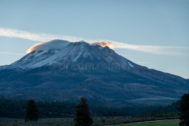 Dramatic Nature Scenes Near Mount Shasta Cascade Range California Stock ...