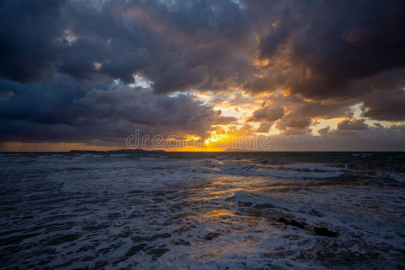 Dramatic Ocean Sunset with Vibrant Reflections. Stock Photo - Image of ...