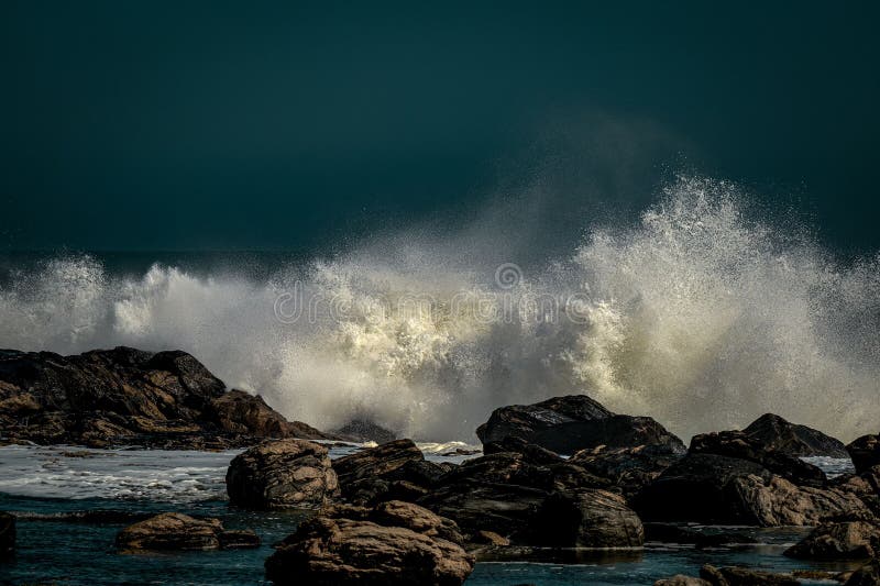 Dramatic Ocean Waves Crashing on Rocks Stock Photo - Image of maritime ...
