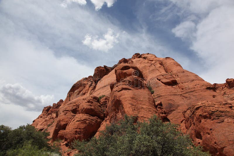 Dramatic Red Rock Mountains of Snow Canyon State Park Stock Photo ...