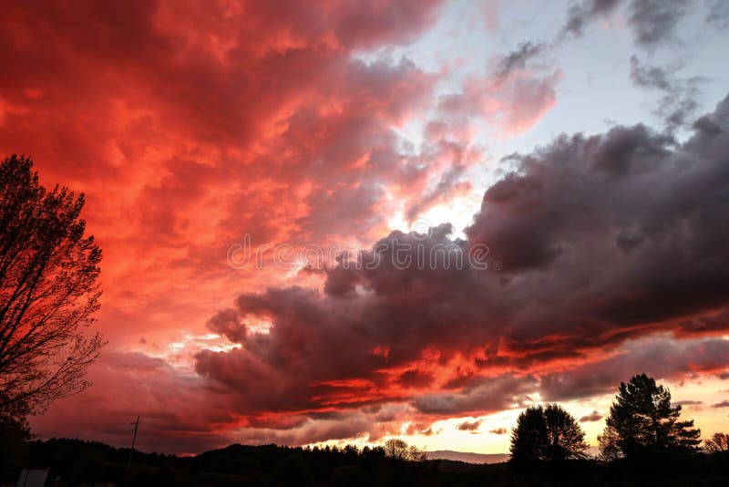 Dramatic Red Sky Background Stock Illustration - Illustration of ...