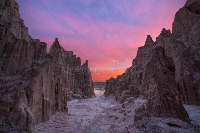 Dramatic Rock Formations in Cathedral Gorge State Park at Twilight ...