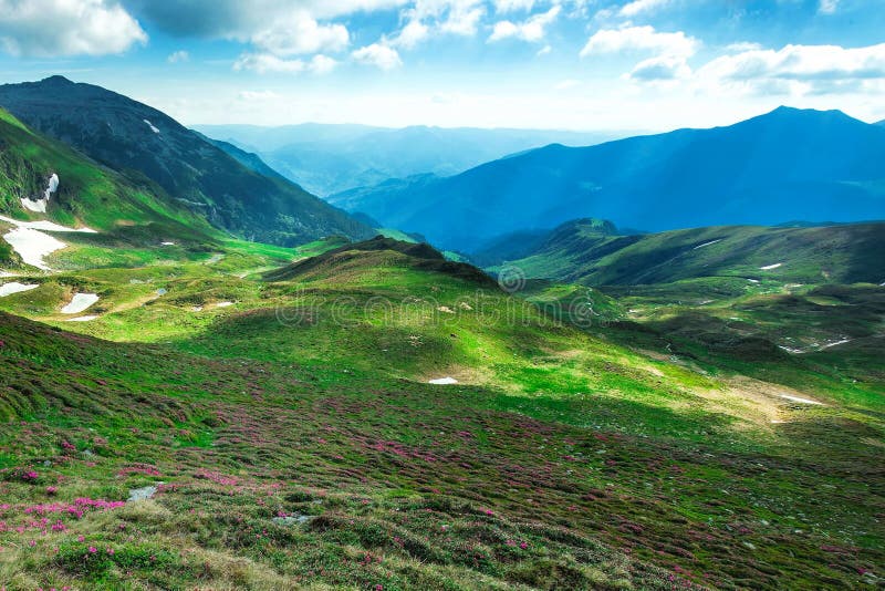 Dramatic Scenic Mountain Landscape Valley Stock Photo - Image of light ...