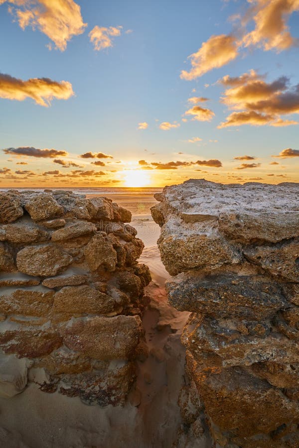 Dramatic Sea Sunset. the Setting Sun Sinks into the Sea Stock Image ...