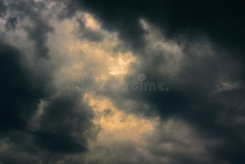 Dramatic Sky before Storm. Background of Dark Clouds before Hurricane ...