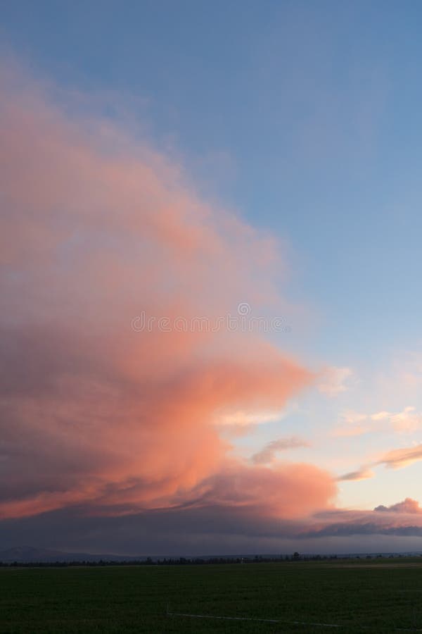 Smoke from Oregon Wildfires Rises Up in the Sky at Sunset Stock Photo ...
