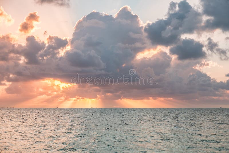 Dramatic Sky during Sunset Over Water - Scenic Sunset Above Ocean Stock ...