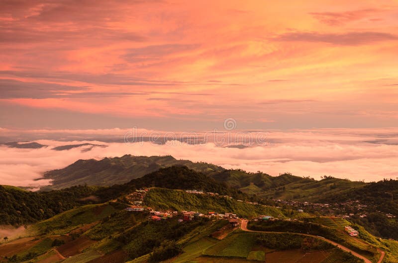 Dramatic Sunrise Over Valley of Fog Stock Image - Image of bright ...