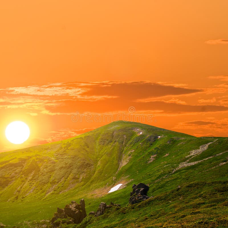 Dramatic Sunset Over Green Mountain Ridge Stock Image - Image of steep ...