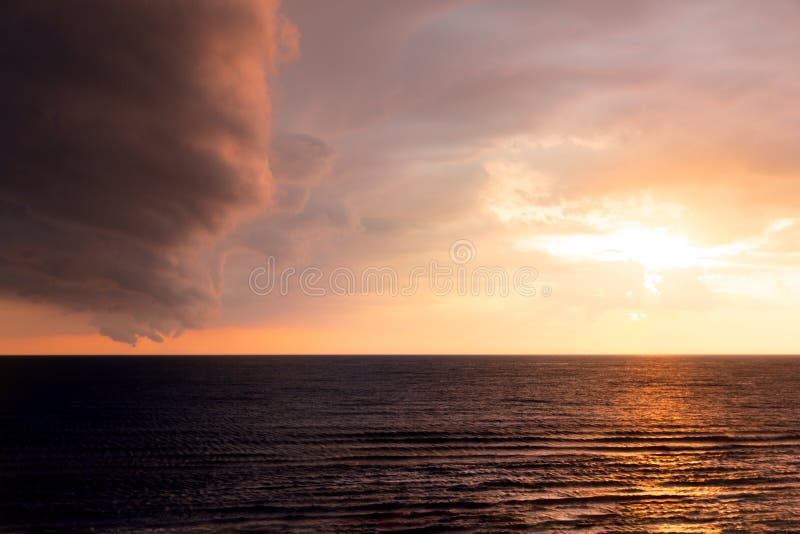 Dramatic Sunset Scene in the Sea. Sea and Sky Sunset Landscape Stock ...