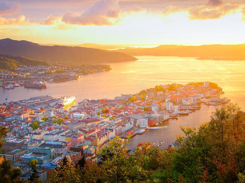 Dramatic Sunset View of Bergen from Floyen Mountain, Norway Stock Photo ...